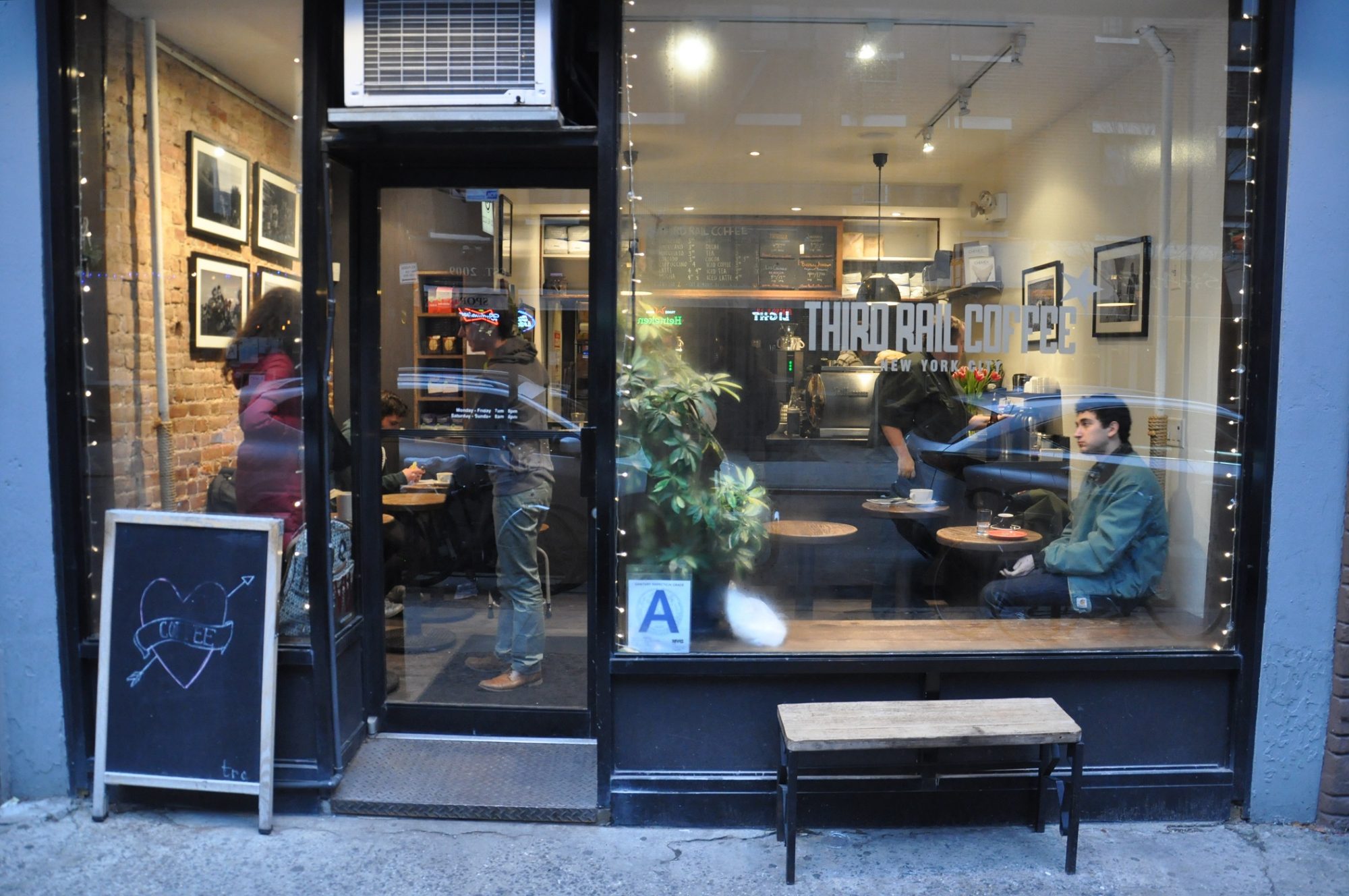Thumbnail – Third Rail Coffee (DSC_7264) | Brian's Coffee Spot